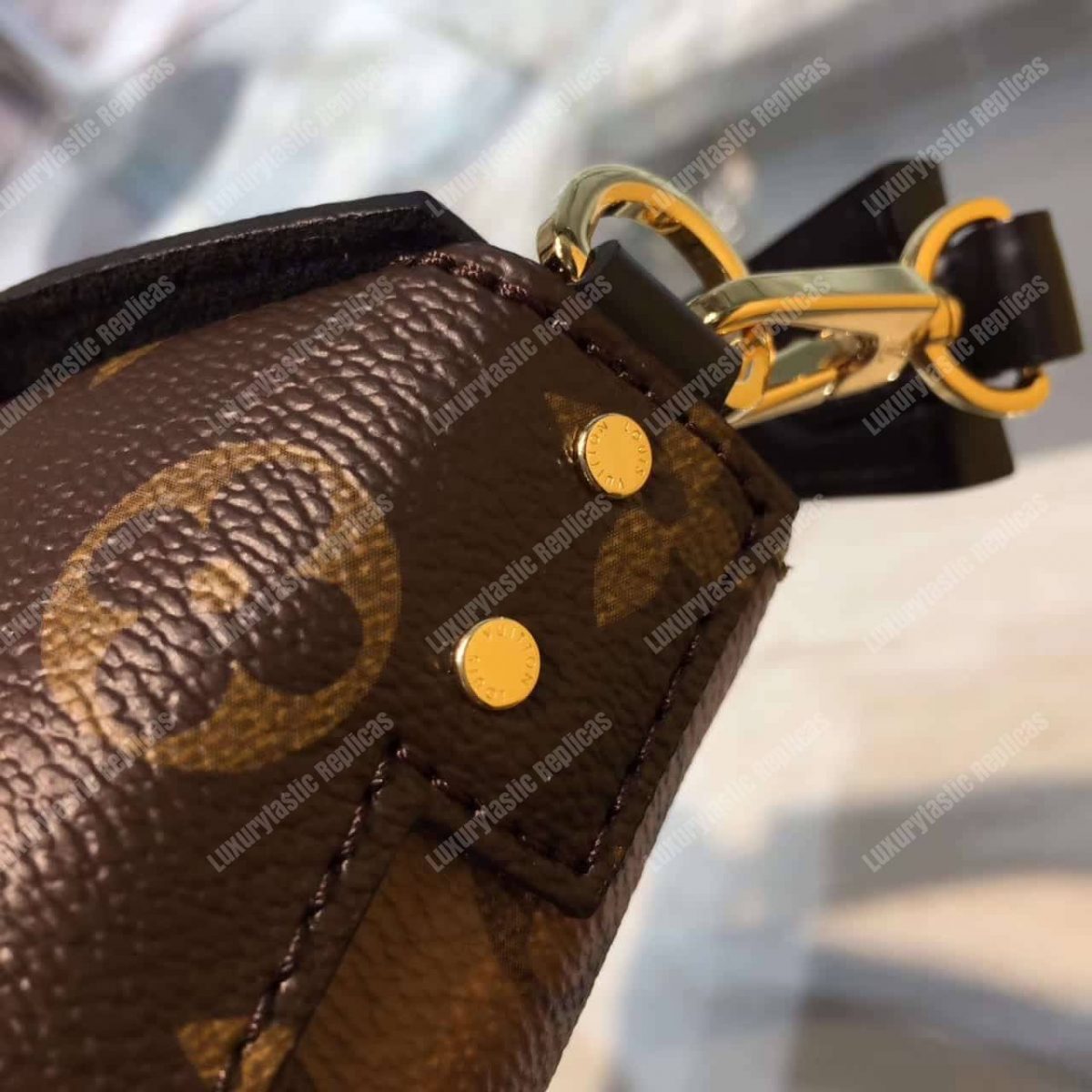 LV Bento Box PM Monogram - LuxuryTastic Replicas